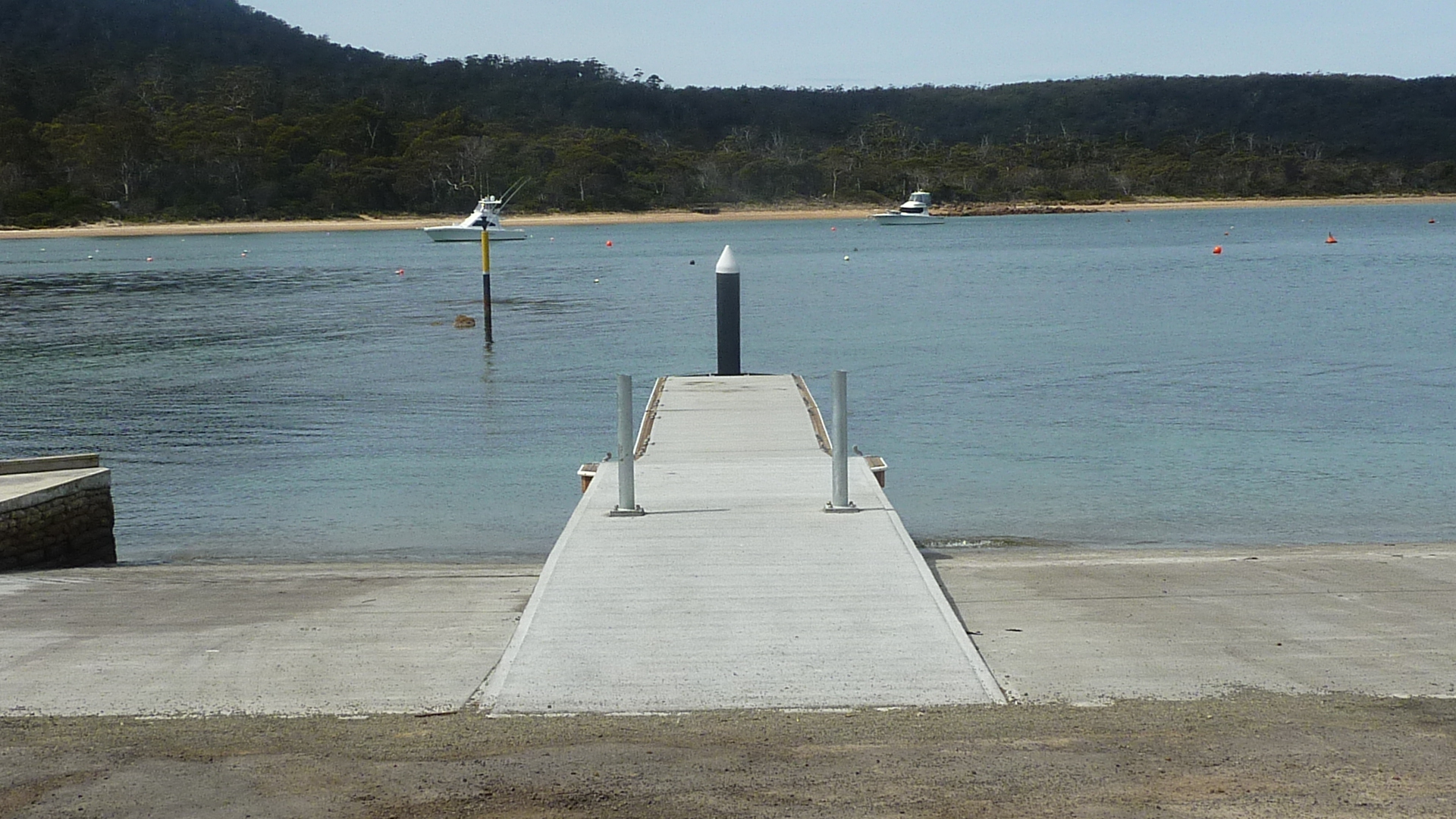 Coles Bay Boat Ramp - Marine and Safety Tasmania