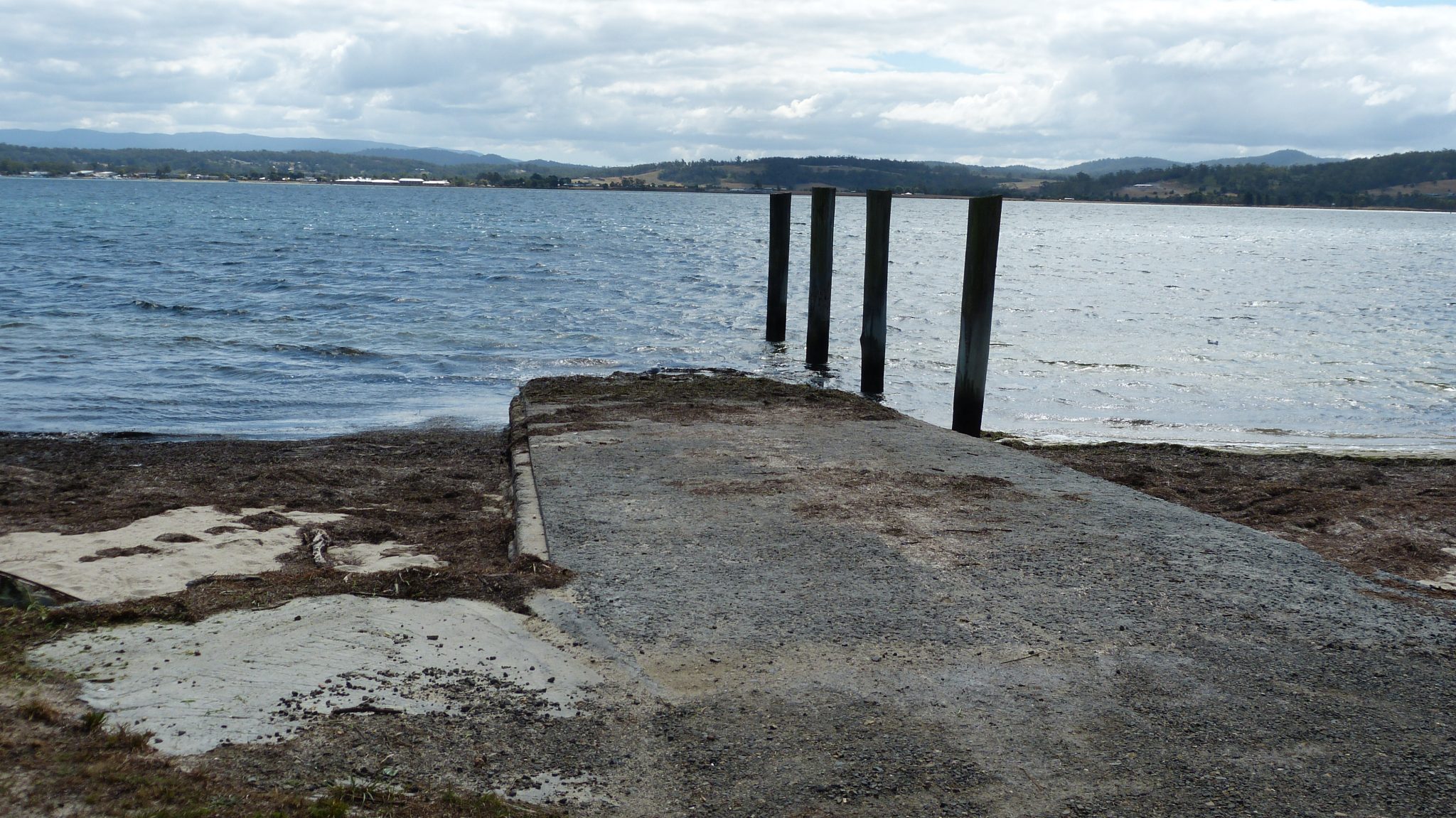 O'Connors Beach Ramp - Marine and Safety Tasmania