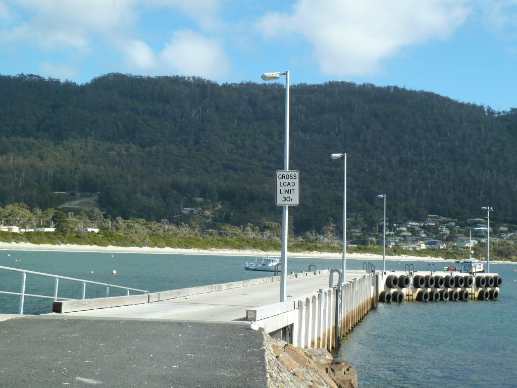 Pirates Bay Jetty - Marine and Safety Tasmania