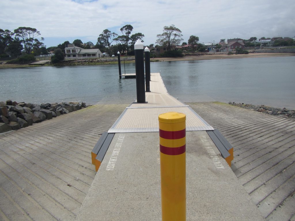 Ulverstone West Boat Ramp / Pontoon - Marine and Safety Tasmania